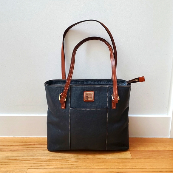 Dooney & Bourke | Bags | Dooney Bourke Pebble Grain Small Lexington ...